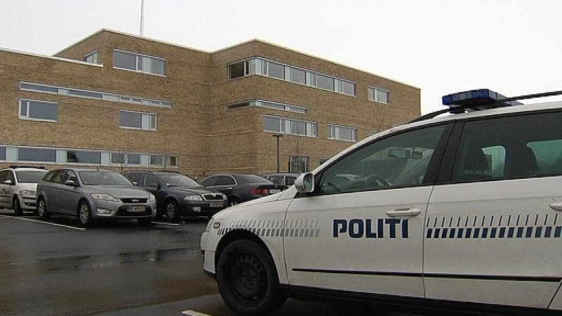 Fire mænd har fået fængselsstraffe efter knivstikkeri i Holstebro | TV ... Fire mænd har fået fængselsstraffe efter knivstikkeri i Holstebro | TV ...
