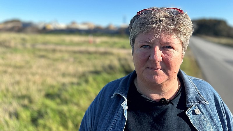 Karina undrer sig: Hvorfor skal forurenet jord strande på Mors? | TV ... Karina undrer sig: Hvorfor skal forurenet jord strande på Mors? | TV ...